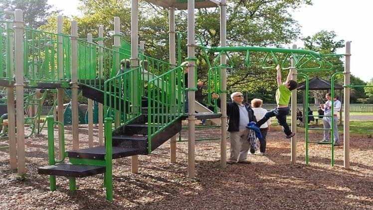 5 Ways to Make Your Monkey Bars Creative for Your Kids - Telesup.net